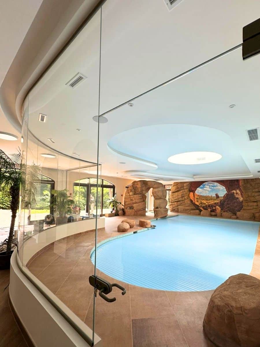 Stylish Glass Partitions | Supplied & Installed | 360 GSS