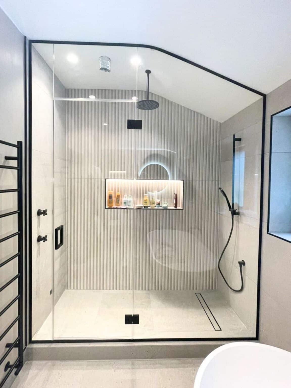 Custom Shower Screens In Demand In Buckinghamshire Homes | 360 GSS
