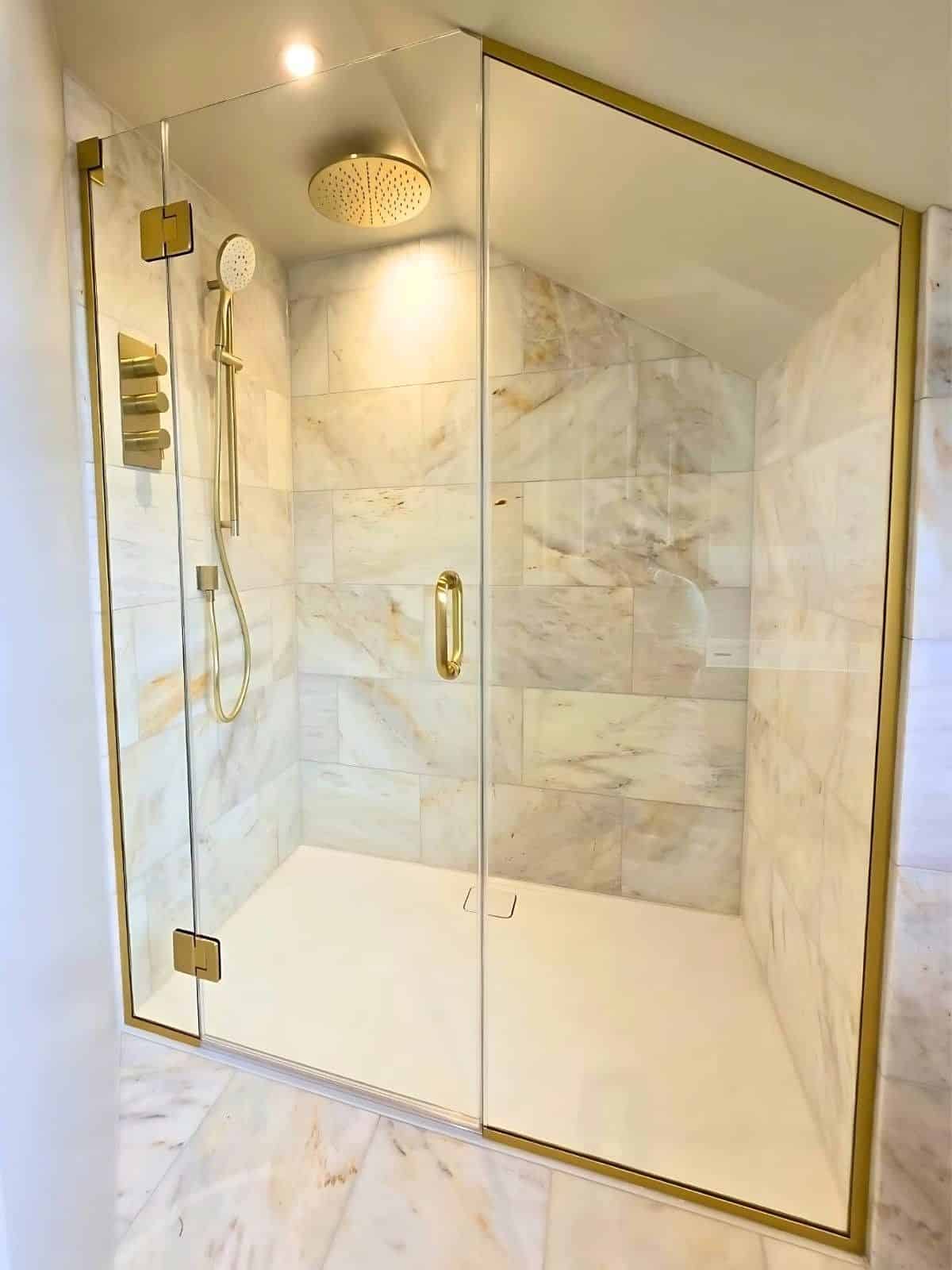 Loft & Sloped Ceiling Showers - 360 GSS