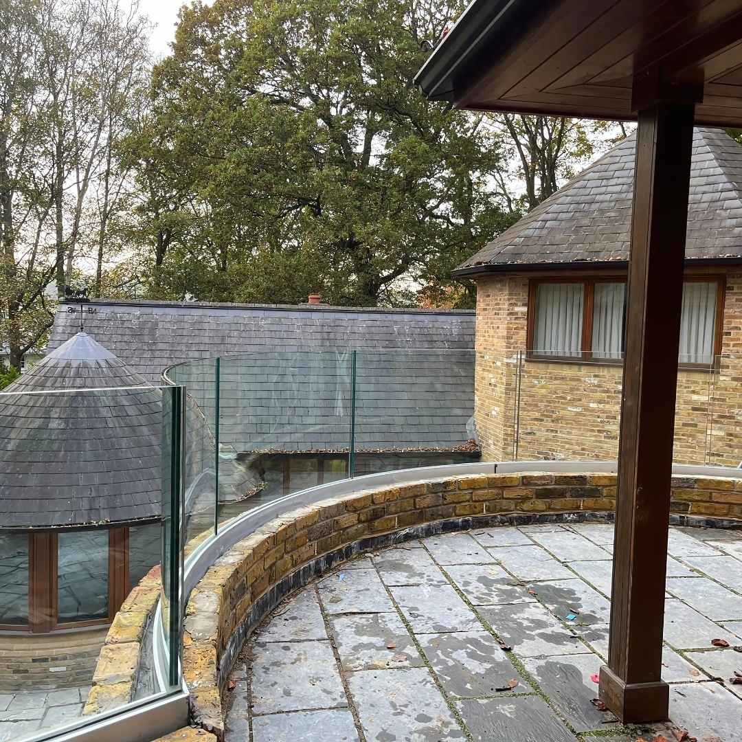 Curved Glass Terrace Design & Installation In London | 360 GSS