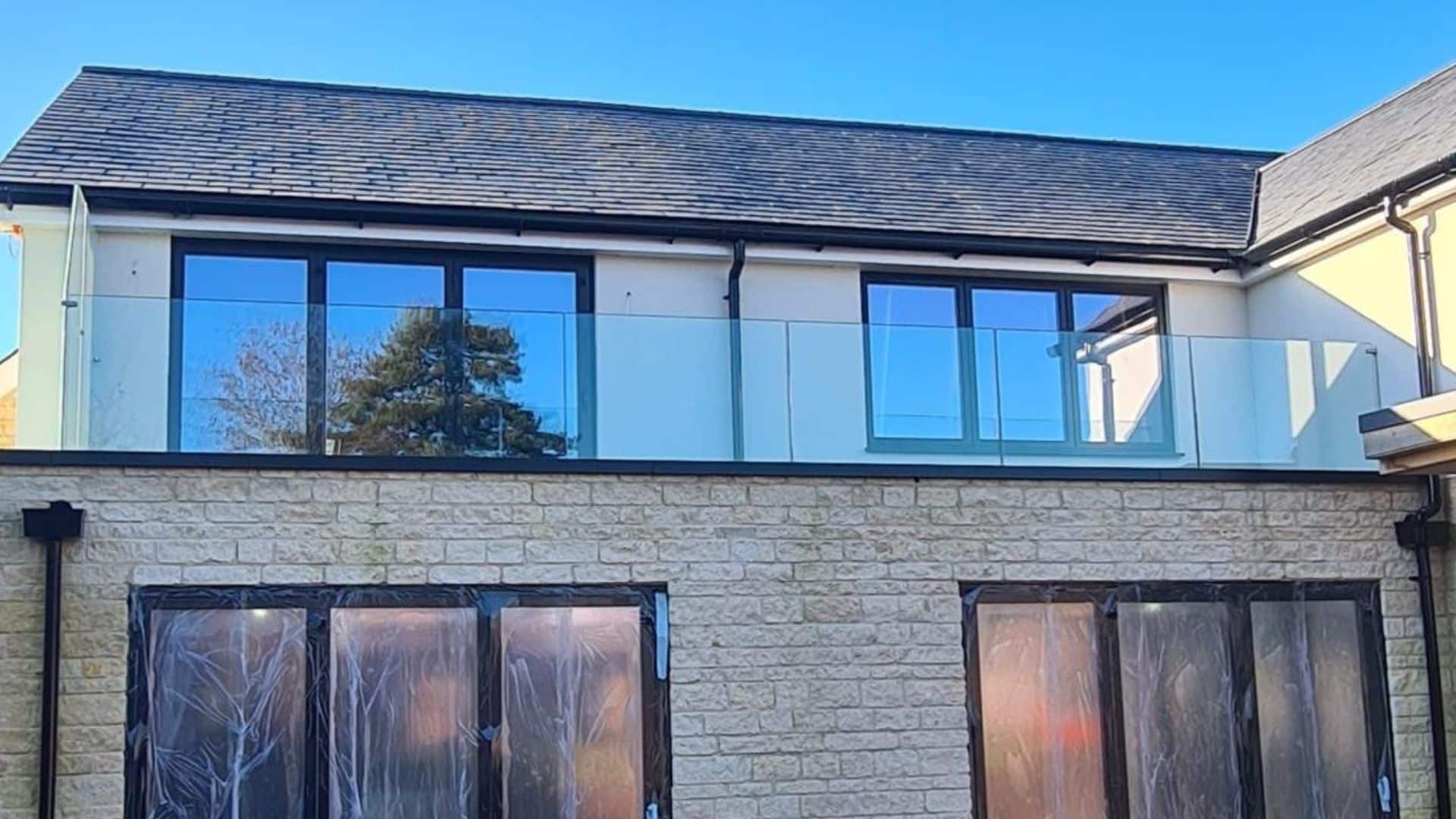 GLASS TERRACE BALCONY - 360 GSS