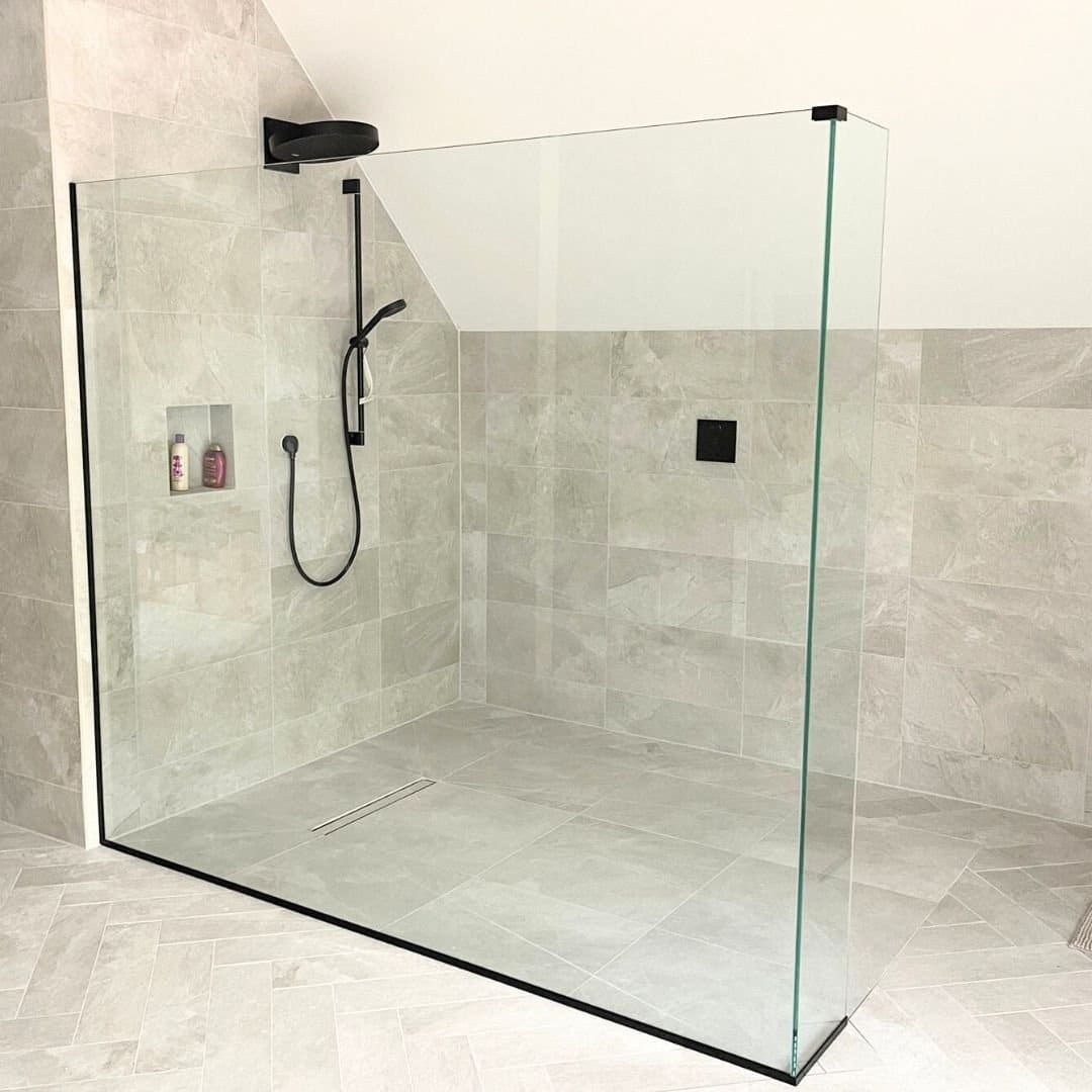 Trends In Luxury Bathroom Design For 2025 – Bespoke Glass & Steel Solutions | 360 GSS